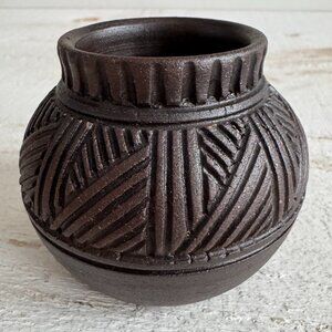 Accents | Small Vintage Talking Earth Pottery Vase Mohawk Six Nations ...